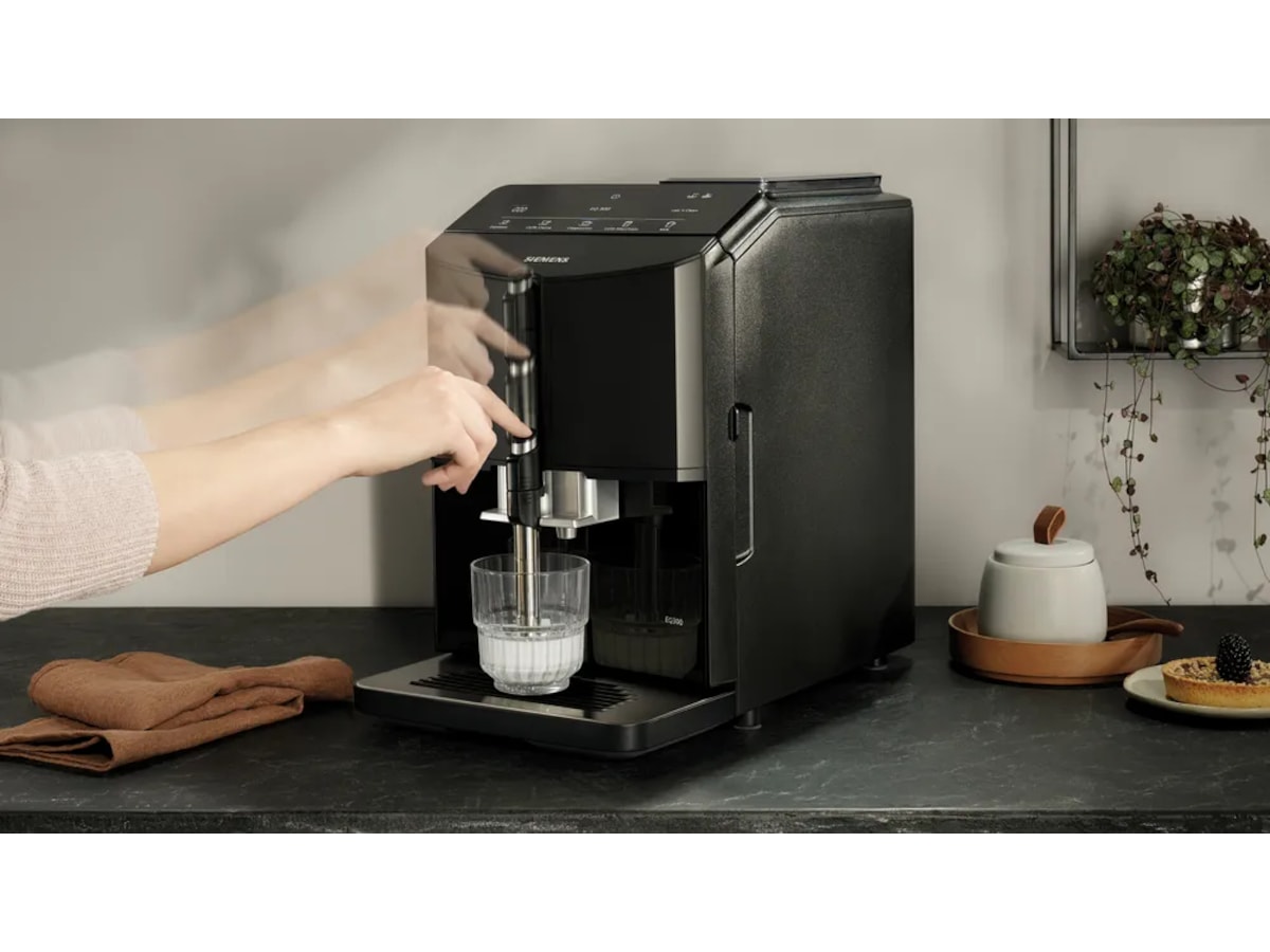 Siemens EQ300 Automatisk kaffemaskin TF301E09 -B-Grade - Demo hjem ...